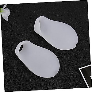 2pcs Silicone Gel Crib Protector Foot Protectors for Feet Nursing Clip Board Foot Pad Toe Sleeve Little Toe Cover Jacket Finger Cot Hammer Care Miss Toe