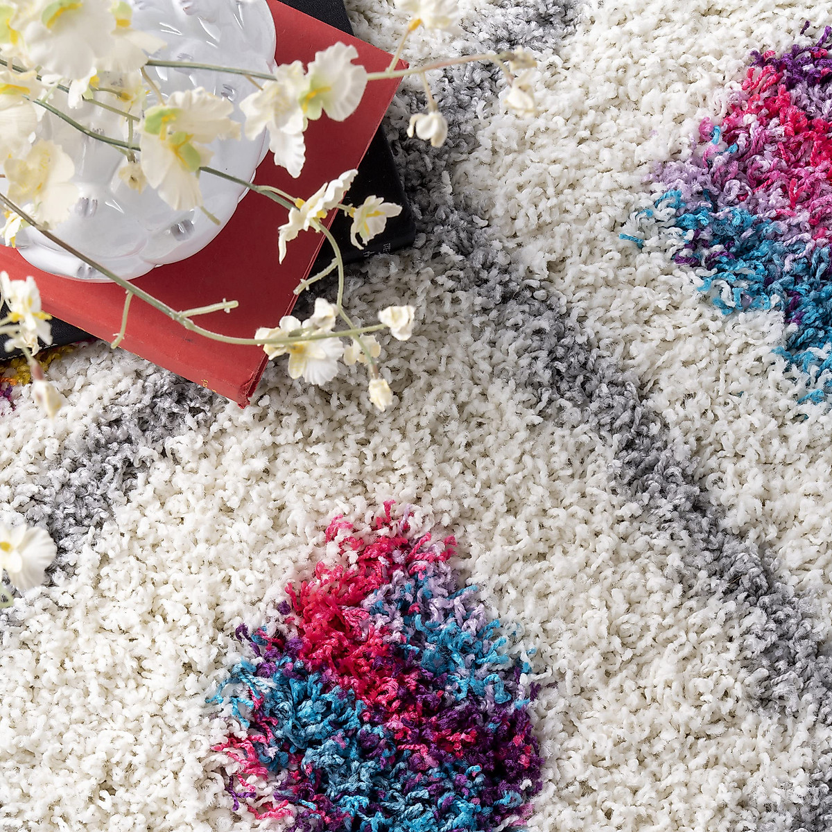 nuLOOM Tatyana Moroccan Diamond Trellis Shaggy Runner Rug, 2' 8" x 12', Pink