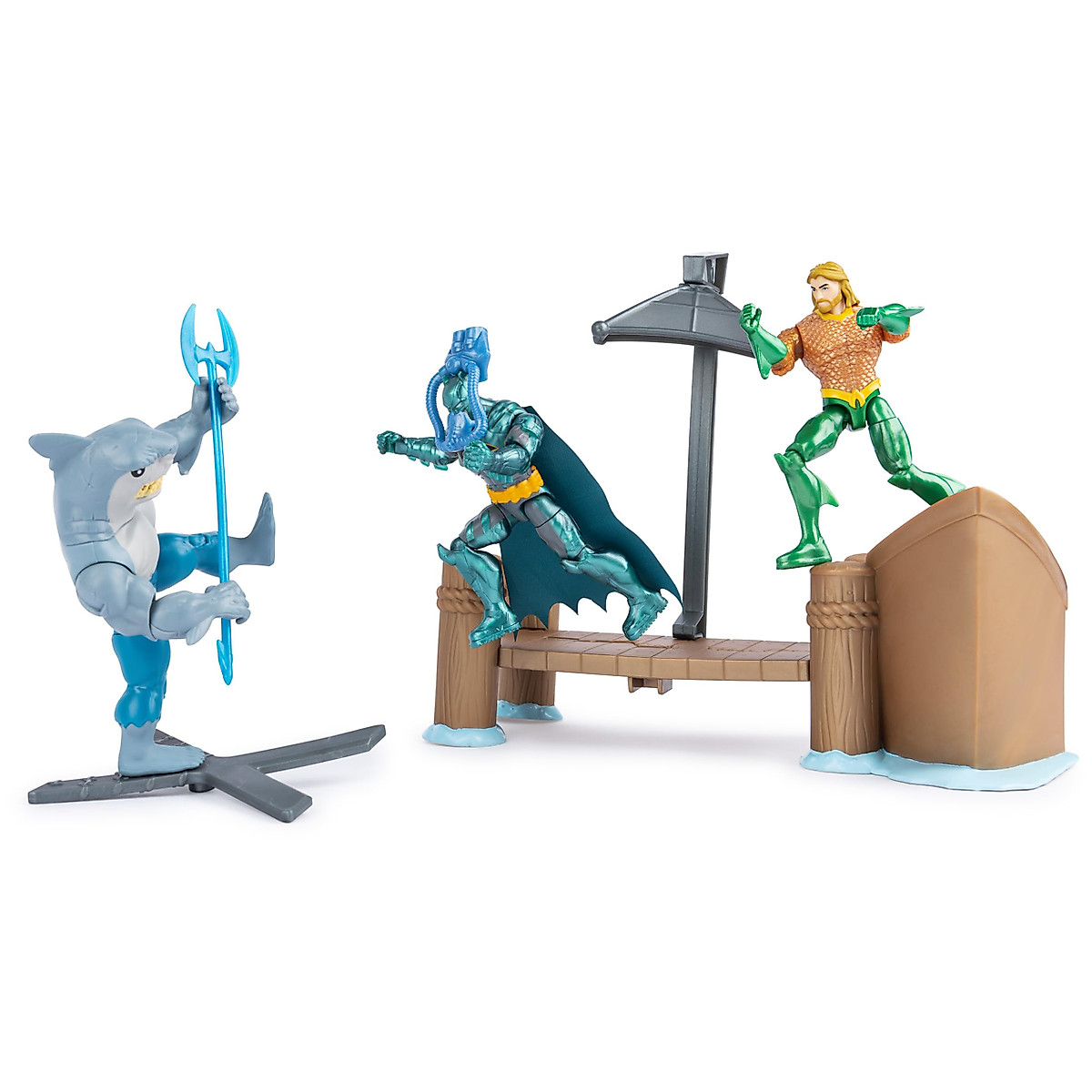 DC Comics, Gotham City Harbor Chaos Playset | 4-inch Batman, Aquaman, King Shark Action Figures | Kids Toys for Boys and Girls Ages 3 and Up (Amazon Exclusive)