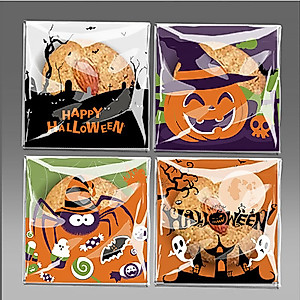200Pcs Halloween Cellophane Candy Bags Self Adhesive Clear Cookie Treat Bags Gift Bags for Halloween Party Supplies (3.94 x 3.94 In)