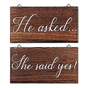 Blulu 2 Pieces He Asked She Said Yes Wall Decor Wood Hanging Engagement Decor Rustic Couple Wall Art Handmade Engagement Wedding Signs Announcement Keepsake Photo Prop Sign for Engagement Party Decor