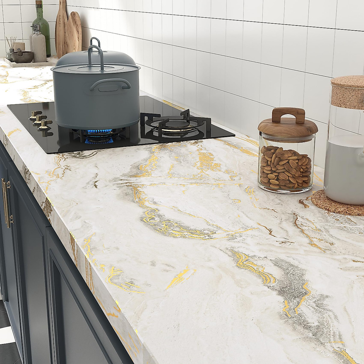 Livelynine off White Marble Contact Paper for Countertops Desk Waterproof Gold Marble Wallpaper Peel and Stick Countertop Kitchen Vinyl Wrap Marble Counter Top Covers Bathroom Bedroom Walls 15.8x78.8"