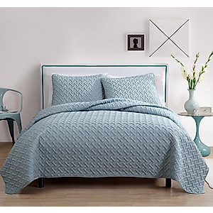 VCNY Home Quilt Super Soft Reversible Bedding Set with Matching Shams, Full/Queen, Nina Blue