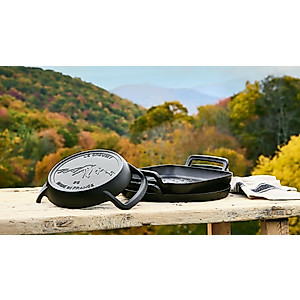 Le Creuset Alpine Outdoor Collection Enameled Cast Iron Skillet, 10"