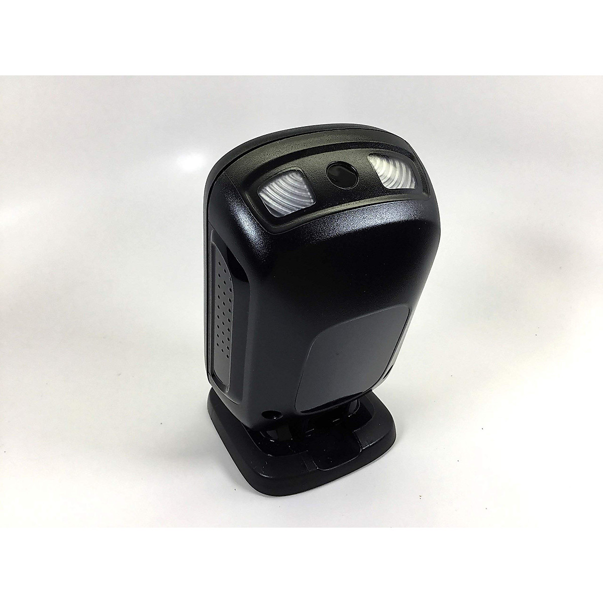 Zebra DS9208-SR Omni-Directional Presentation Barcode Scanner (2D, 1D, QR Code, Postal and Mobile Phones Barcode), Comes with Heavy-Duty Shielded 7-Foot USB Cable (CBA-U21-S07ZAR)