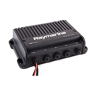 Raymarine E70492 VHF Radio