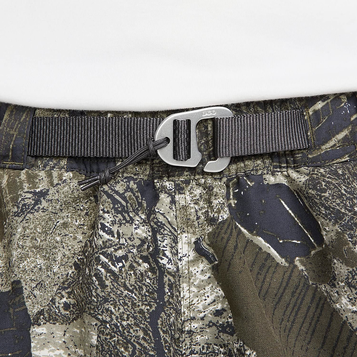 Nike ACG 'Snowgrass' Men's Printed Hiking Shorts (as1, Alpha, l, Regular, Regular, Cargo Khaki/Dark Smoke Grey/Summit White)