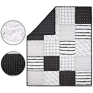 The Peanutshell Black and White Crib Bedding Set for Baby Boys or Girls - 3 Piece Nursery Set - Crib Quilt, Fitted Sheet, Dust Ruffle