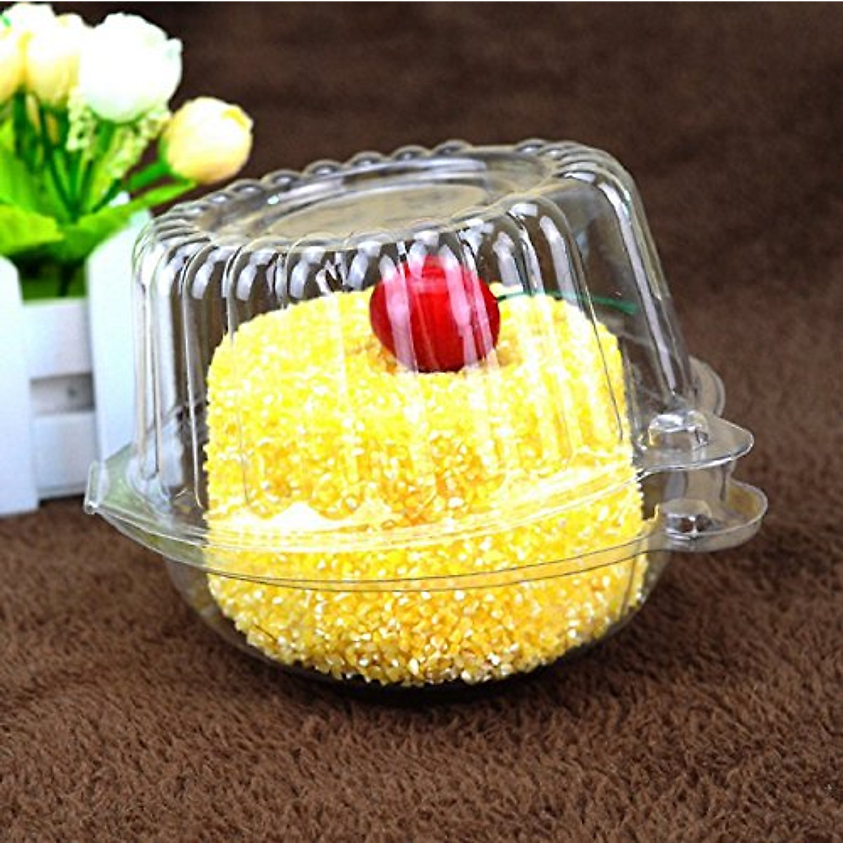 Hewnda 50 Pack Clear Plastic Single Individual Cupcake Muffin Dome Holders Cases Boxes Cups Pods