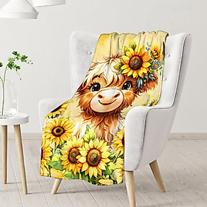 BEOIIBIRD Highland Cow Blanket for Kids - 30x40 Inches Cute Farm Animal Throw Blanket Gifts - Yellow Lightweight Cozy Blankets for Sofa, Lap & Office