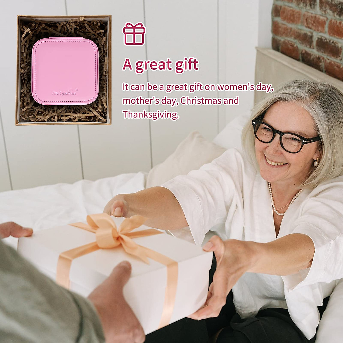 Luxury Leather Travel Jewelry Box for Women Mini Organizer Small Jewelry Portable Travel Case for Rings Earrings Necklace Multifunctional Storage Mother's Day Gift Women Wife Daughter Gift (PINK)