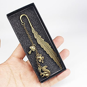 JHAILING Bookmarks for Women Leaf Metal Book Lovers Beautiful Unique Personalized Squirrel Bookmark with Gift Box for Adults for Teachers Man Kids Reader School Office Gifts