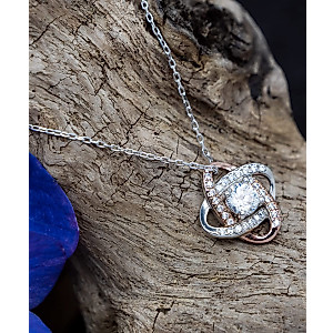 AMISK CREATIVES Granddaughter Necklace Gifts From Grandma Grandmother Or Grandpa Grandfather To My Granddaughter Birthday Graduation Pendant Jewelry with Message Card and Gift Box - Gold Love Knot