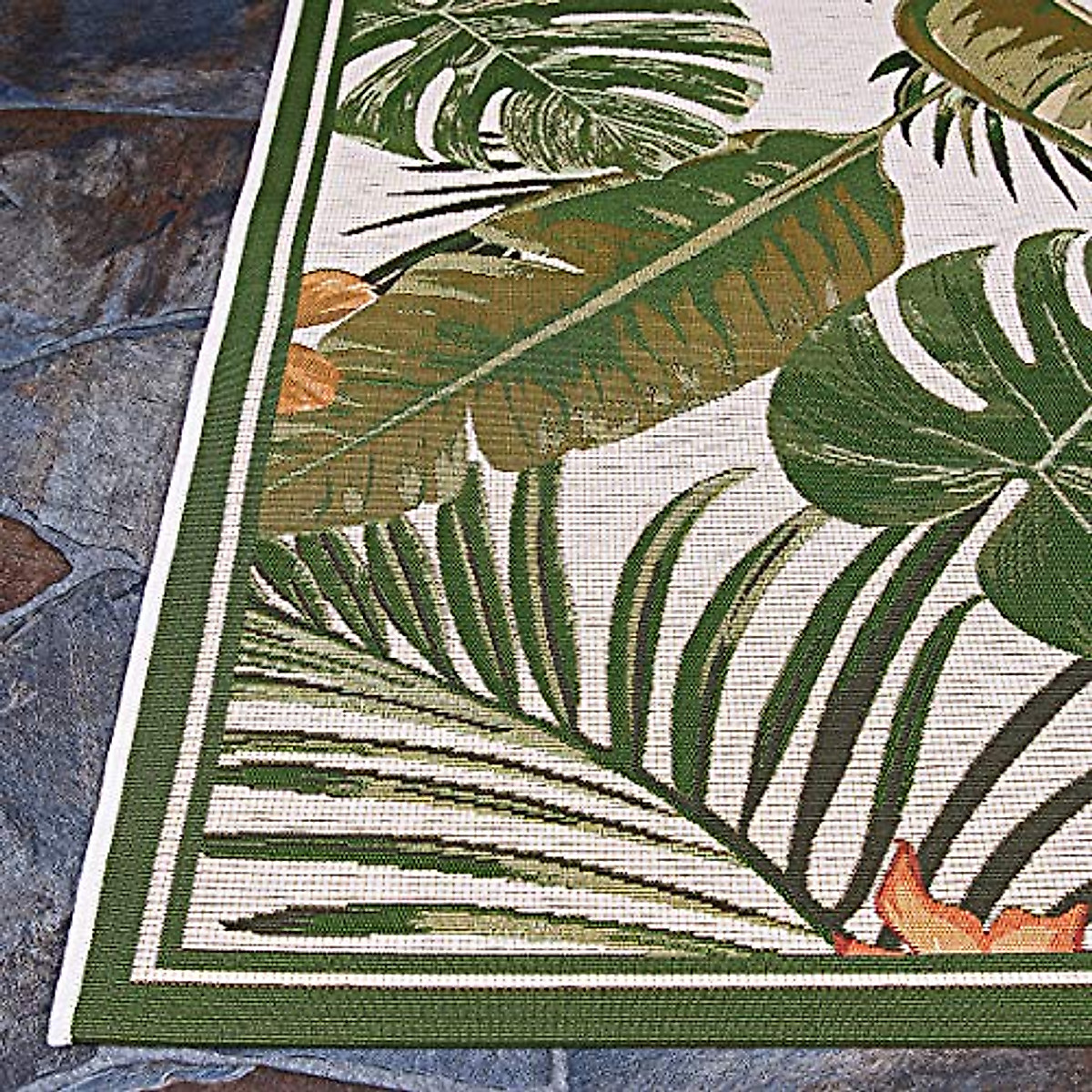 Couristan Dolce Flowering Fern Ivory-Hunter Green Indoor/Outdoor Area Rug, 5'3" x 7'6"