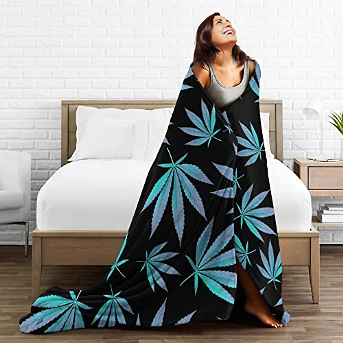 DICITNET Blue Leaves Weed Blanket Throw Blanket Lightweight Microfiber Blankets for Bed Couch Sofa Blanket Quilt 80"X60"