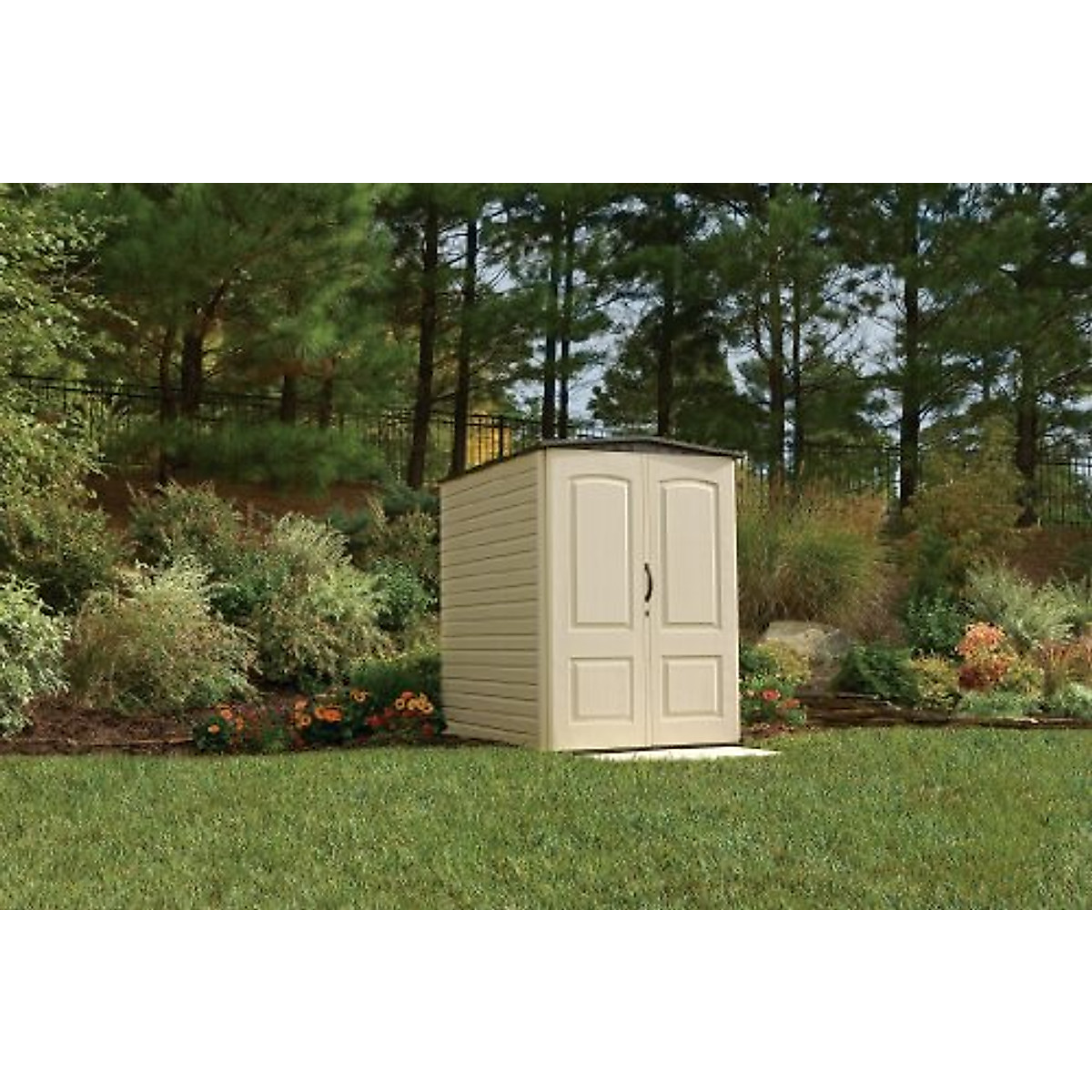 Rubbermaid Large Plastic Vertical Resin Weather Resistant Storage Shed, 5 x 6 Ft., Sandstone, for Garden/Backyard/Home/Pool/Bikes/Lawn Mowers