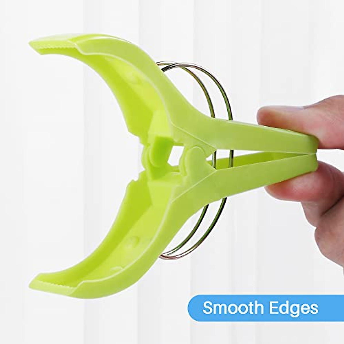 Beach Towel Clips Chair Clips Towel Holder,Plastic Clothes Pegs Hanging Clip Clamps (Pack of 8)