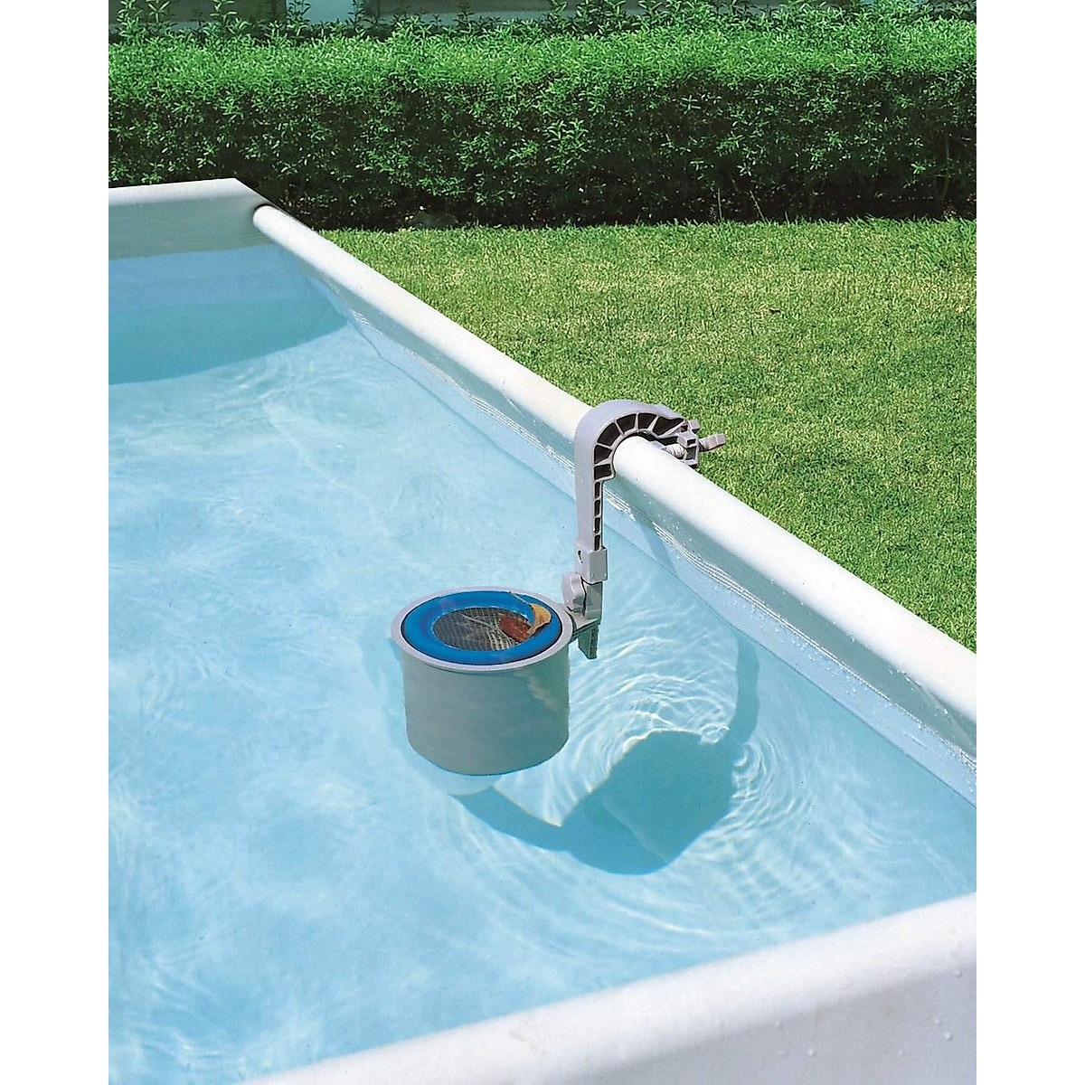 Bestway 56463E 18 Ft x 48 Inch Steel Pro Round Frame Above Ground Pool Set with Cartridge Filter Pump, Pool Cover, Ladder, and Skimmer