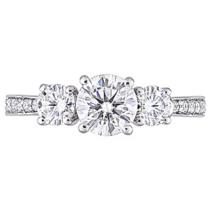 Abbie+Cleo Women's 3 Stone Moissanite Engagement Ring - White Gold Ring for Women - Anillo de Mujer - Moissanite - 10K White Gold(3 Moissanite-Round - size 7)