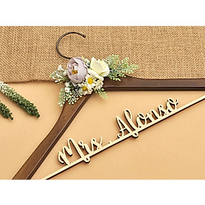 Bride hanger, wedding hanger, wood engraving,personalized bride hanger, lady hanger, custom hanger, honor maid, bridesmaid, The doctor hangers，Gift-giving hangers