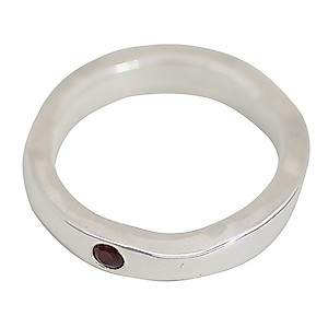 NOVICA Artisan Handmade Garnet Band Ring Sterling Silver from India Red Birthstone [band Width 3 mm W] ' Curvy Sophistication in Red'