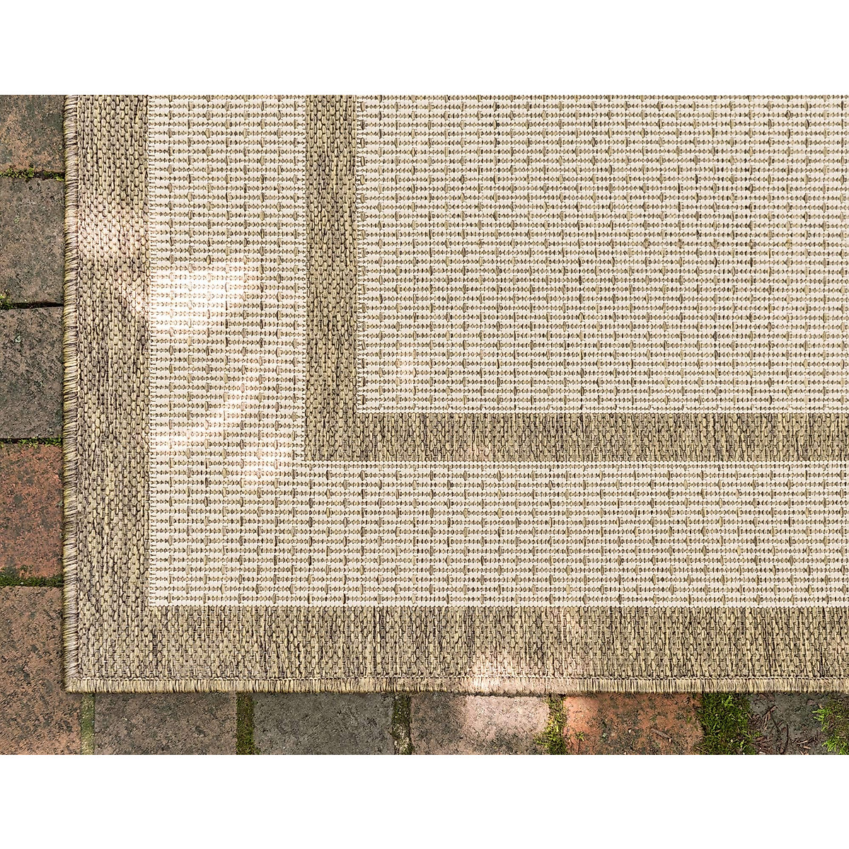 Unique Loom Outdoor Border Collection Area Rug - Border (7' 10" x 11' 4" Rectangle, Beige/ Brown)