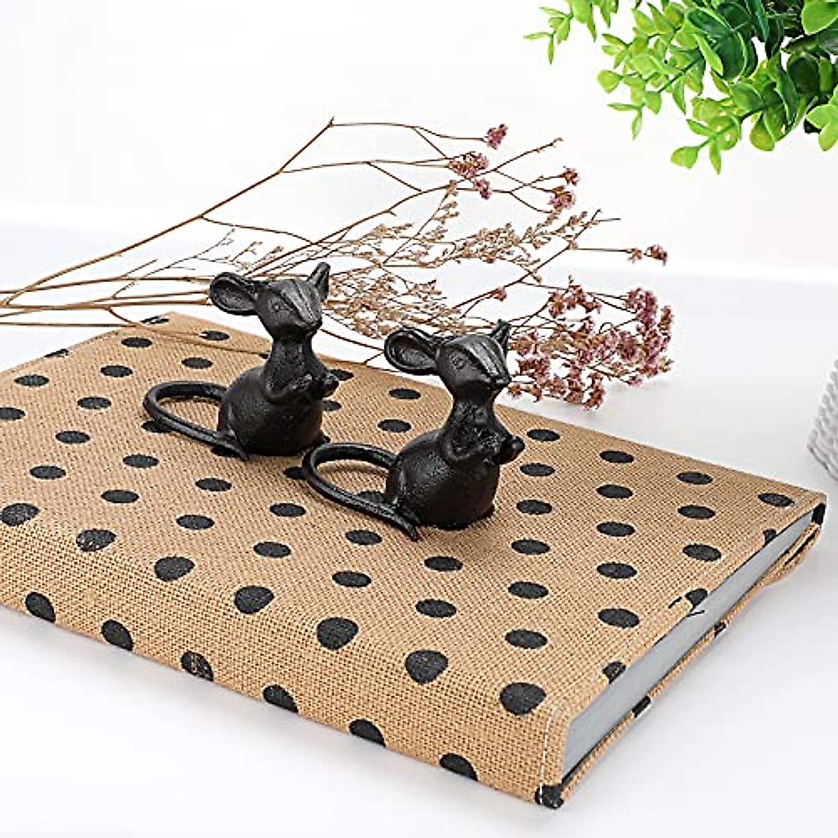 OwnMy 2 Cast Iron Cute Mouse Figurine Sculpture Black Mice Statues Carved Desktop Ornaments Figurines, Decorative Creative Animal Figurine Indoor Outdoor Statues for Garden Patio Yard Home Decoration