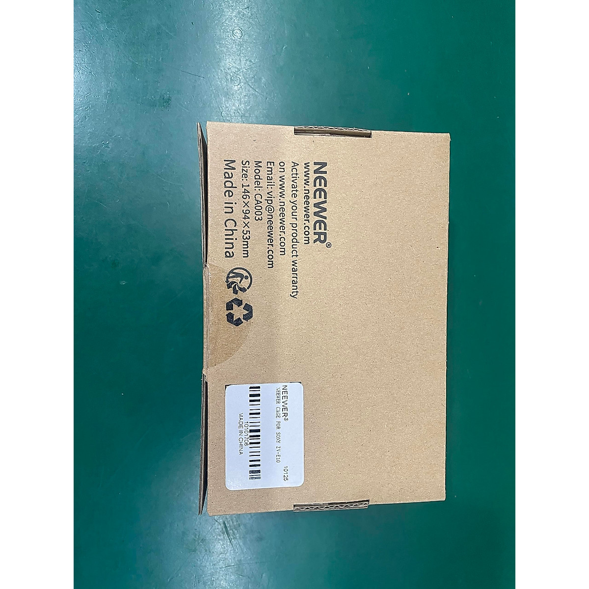 NEEWER ZV-E10 Camera Cage Compatible with Sony ZV-E10, Aluminum Video Shooting Cage Rig with Arca Type QR Plate, 1/4" Threads, Cold Shoe Mounts Compatible with SmallRig Top Handles Video Rigs, CA003