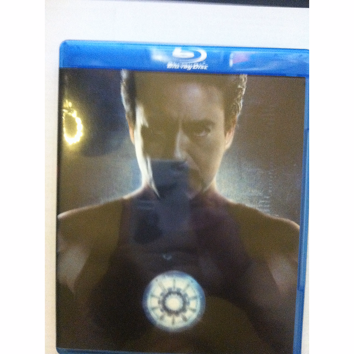 Iron Man (Two-Disc Ultimate Edition + BD Live) [Blu-ray]