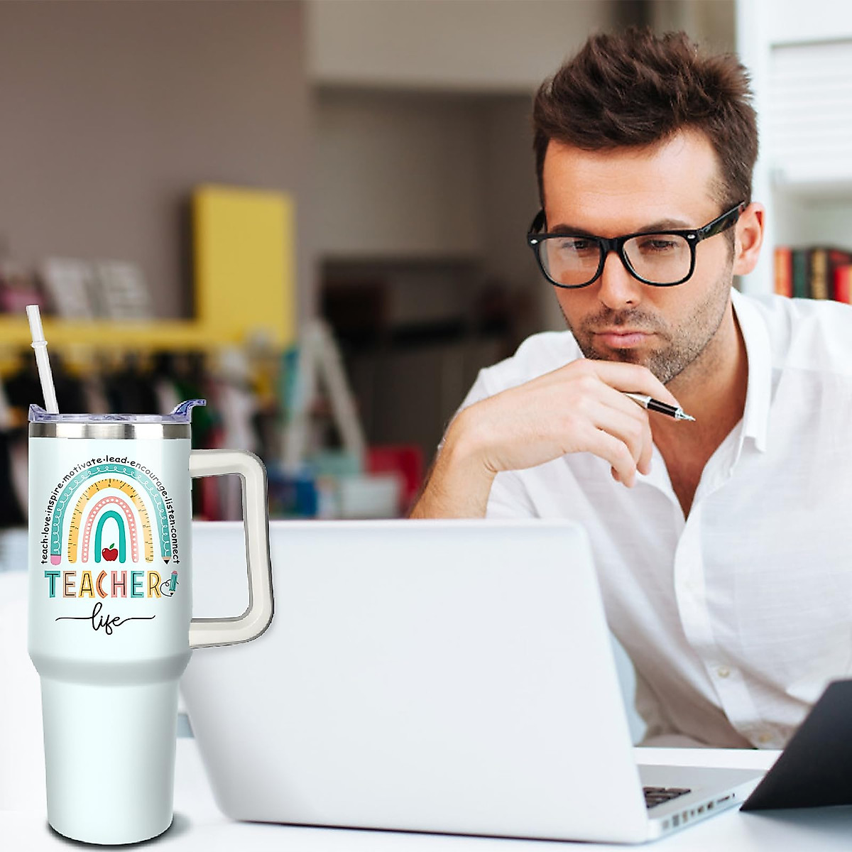 thmasamwr 40oz Teacher Tumbler with Handle, Stainless Steel Teacher Water Bottle Cup, Teacher's Travel Coffee Mug, Thanksgiving,Christmas,Graduation Gifts for Teachers