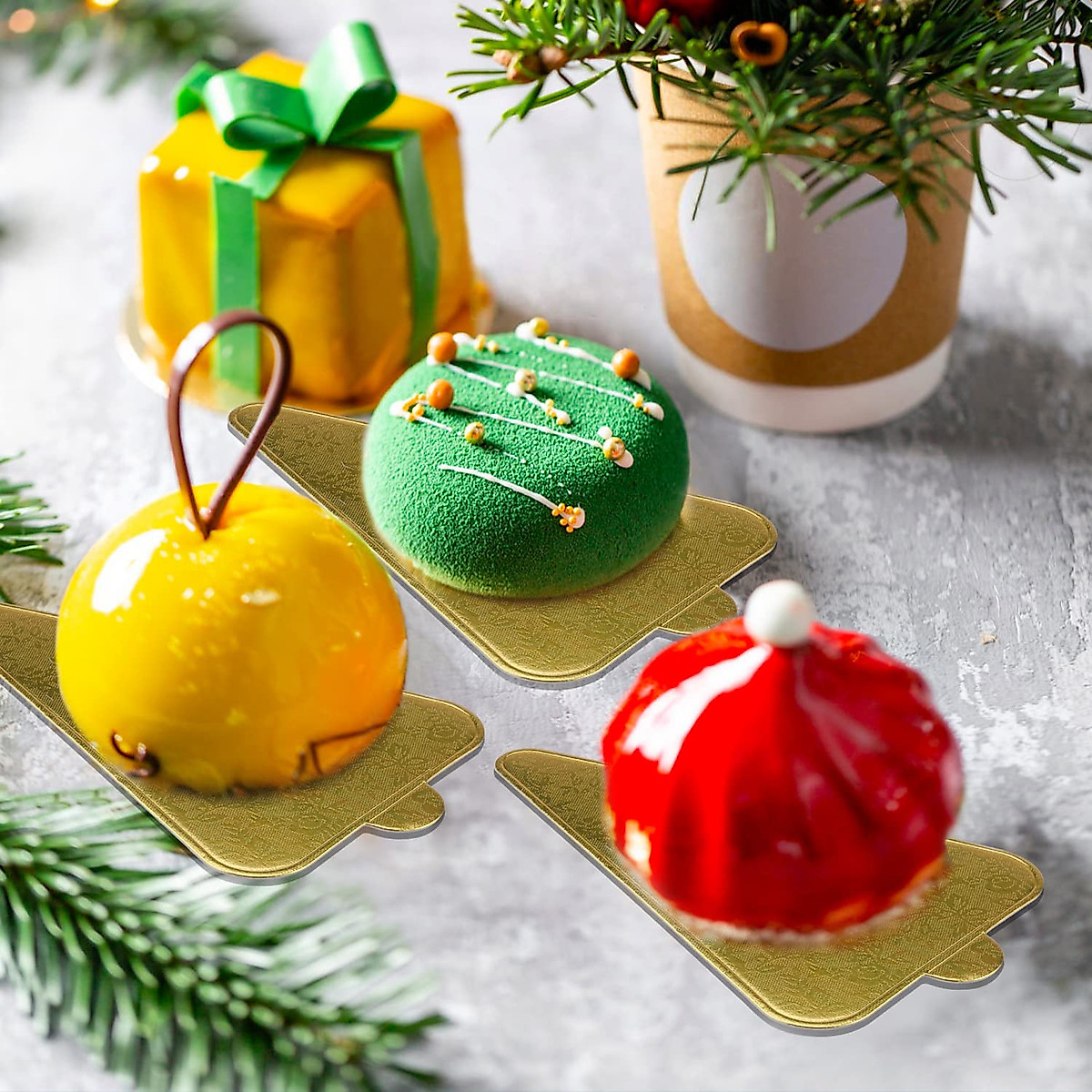 200 Pcs Mini Cake Boards, Floral Embossed Gold Mousse Cake Boards Mini Cake Bases Cake Paper Board Plates Cupcake Dessert Displays Tray Cardboard Dessert Board Pastry Base (Triangle Cake Boards)