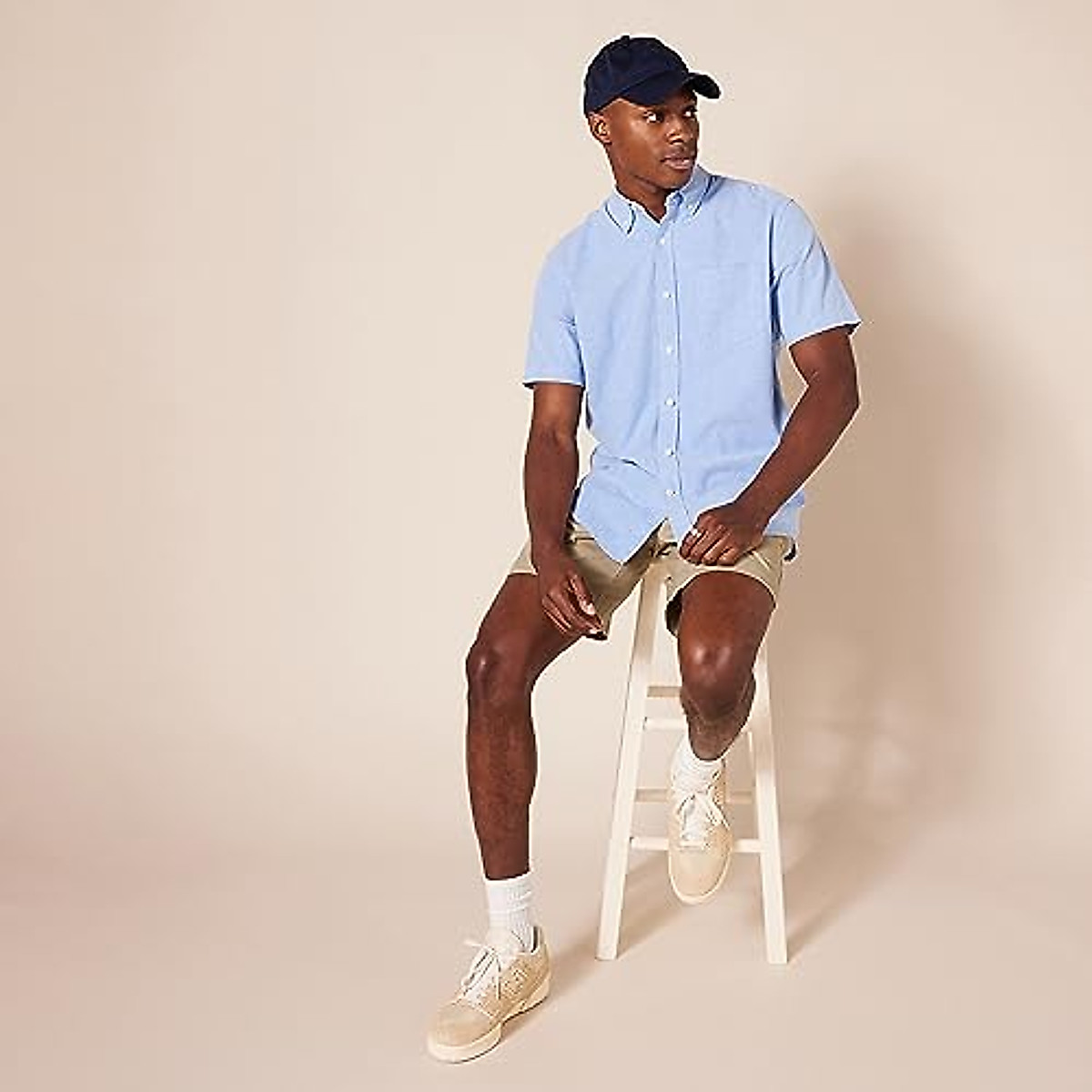 Amazon Essentials Men's Regular-Fit Short-Sleeve Pocket Oxford Shirt, Blue, X-Large