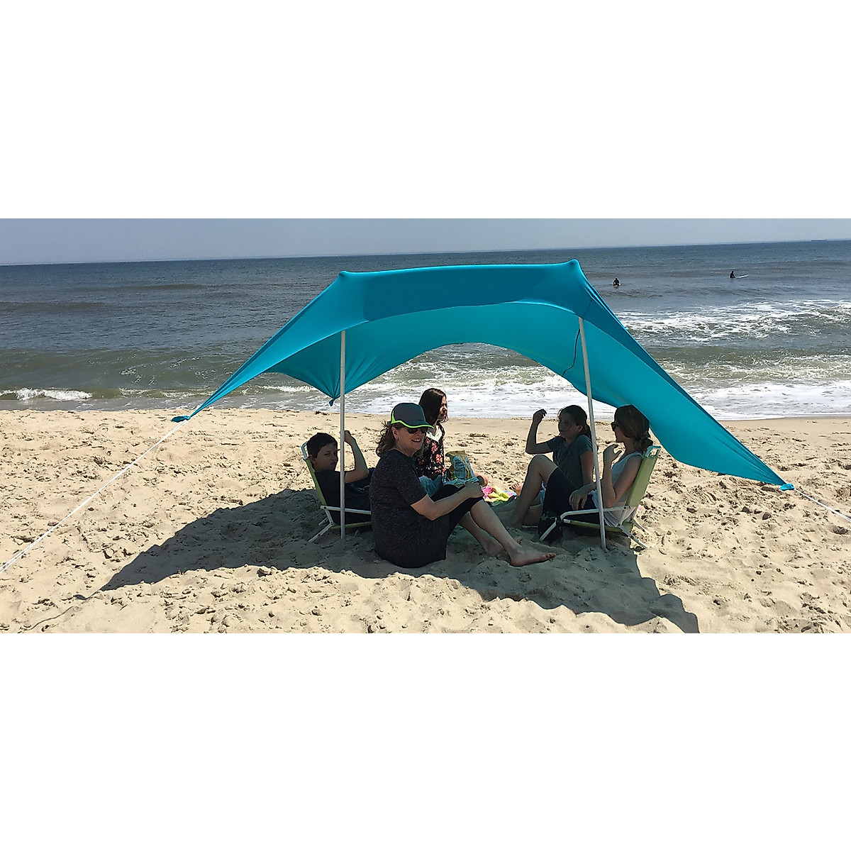 eZthings® UV Light Sun shade Protection Beach Shelters - Lightweight Tent Canopy with Sandbag Anchors (Light Blue, 7.5 x 7.5 ft - 6 ft Tall)