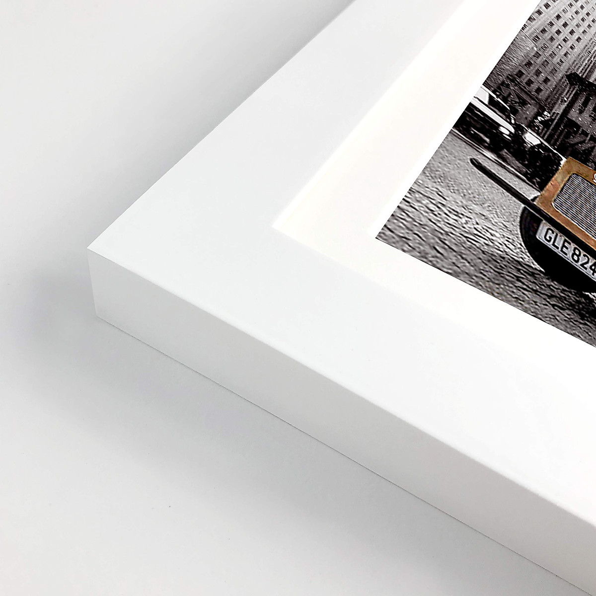 Art Emotion White 16x20 Picture Frame with 11x14 Mat (Handmade Finishing Seamless Surface)| Versatile Wood Frame for Photos, Posters, and Art | Modern Design for Home or Office Decor