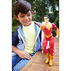 DC Comics Shazam! Thunder Punch Shazam! 12 Action Figure