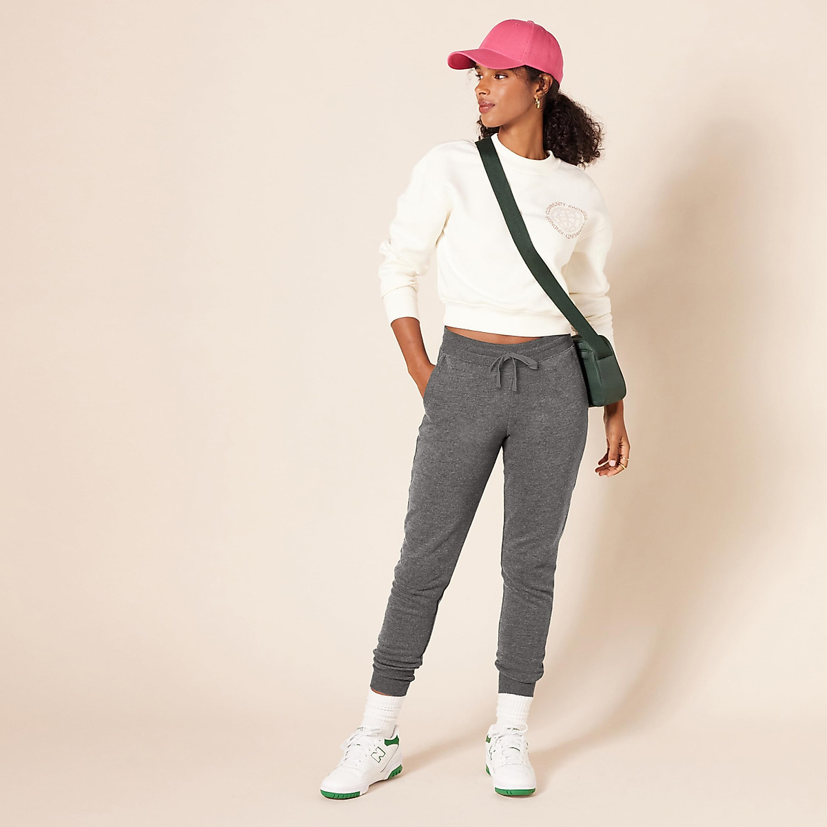 Amazon Essentials Women's Fleece Jogger Sweatpant (Available in Plus Size), Charcoal Heather, X-Large