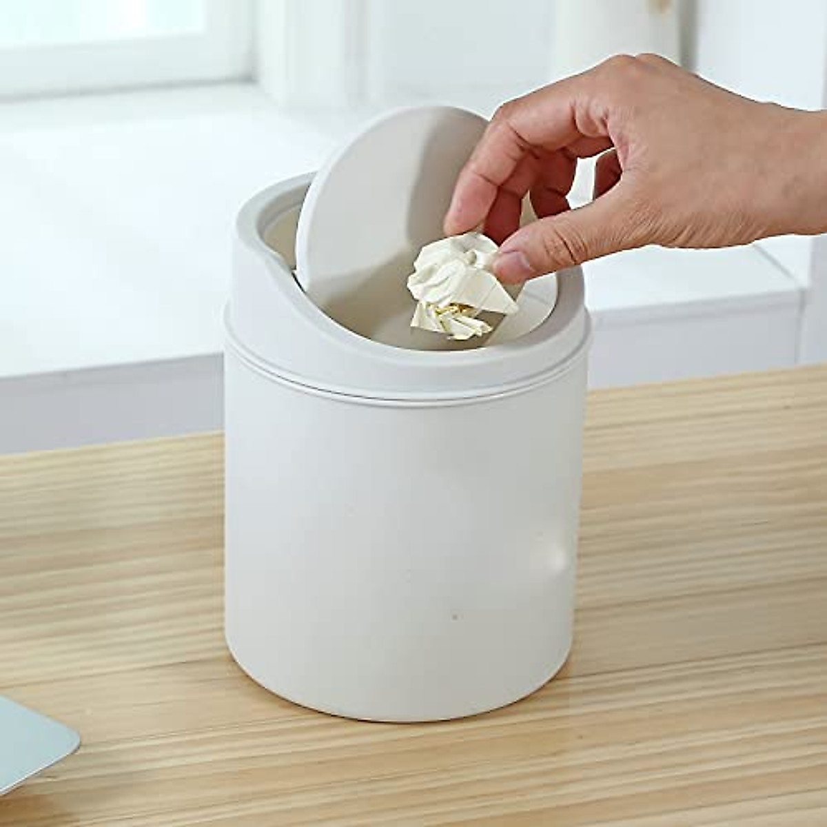 GUENZY Mini Tabletop Trash Cans Can Mini Room Creative Cover Kitchen Living Waste Kitchen Restaurant Bar Household Cleaning Brushes (White, One Size)
