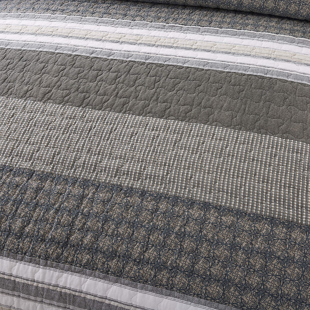 Soul & Lane Madrona 3-Piece Pieced Cotton Quilt Set - Queen Size with 2 Shams, Modern Masculine Quilted Bedspread in Brown and Gray, Contemporary Striped Bedding for Men's Bedroom