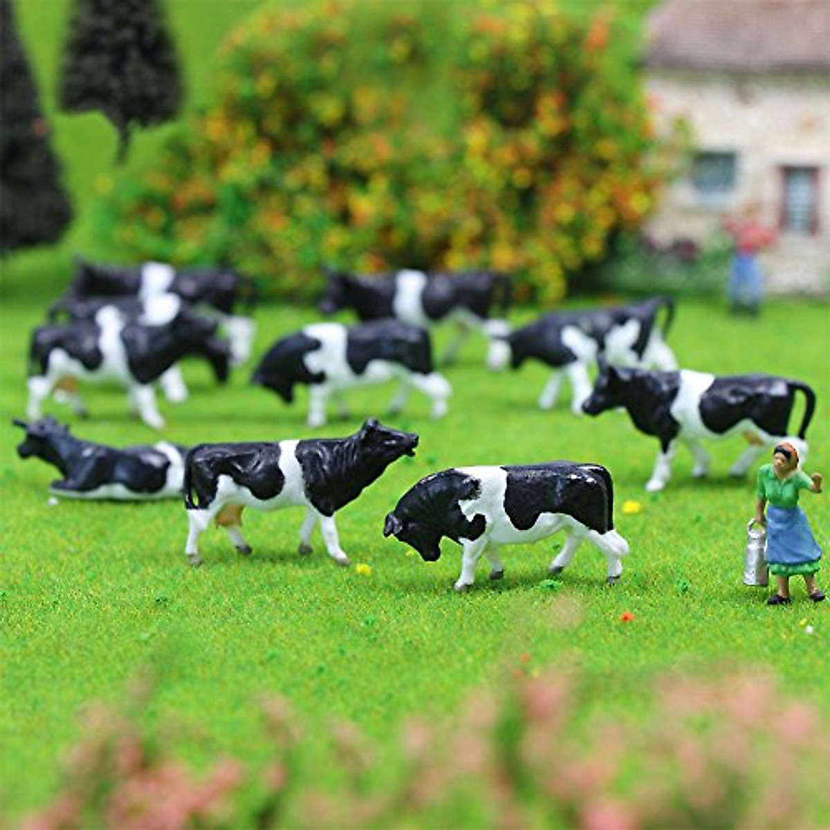 Farm Animals Figure Set,AN8704 36PCS 1:87 Well Painted Model Cows and Figures for HO Scale Model Train Scenery Layout Miniature Landscape New