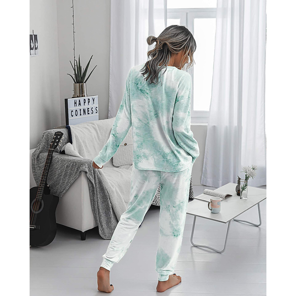PRETTYGARDEN Women's Tie Dye Two Piece Pajamas Set Casual Long Sleeve Sweatshirt with Long Pants Loungewear (Green,X-Large)