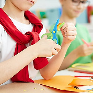 LOVESTOWN 8 PCS Plastic Safety Scissors, Toddler Safety Scissors Kids Plastic Scissors Toddler Scissors Age 3 for Children Art Supplies