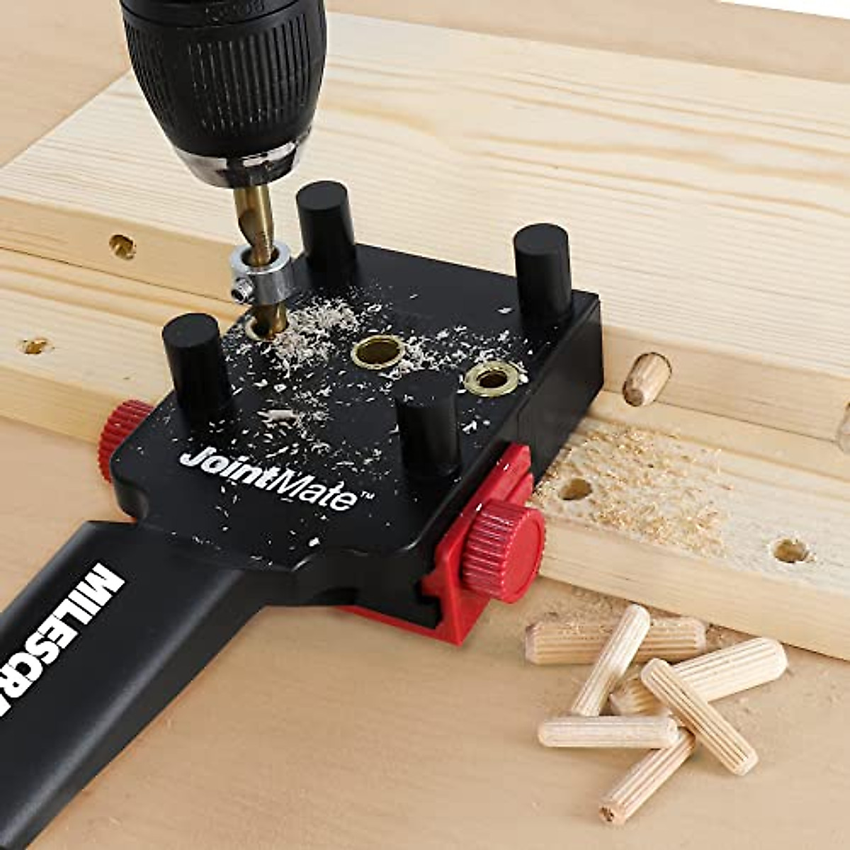 Milescraft 1333 Dowel Jig Kit - New, Improved, Self-Centering Handheld Dowel Jig with 3 Metal Bushing Sizes (1/4in, 5/16in, 3/8in) - Complete Doweling Jig Kit with all Accessories