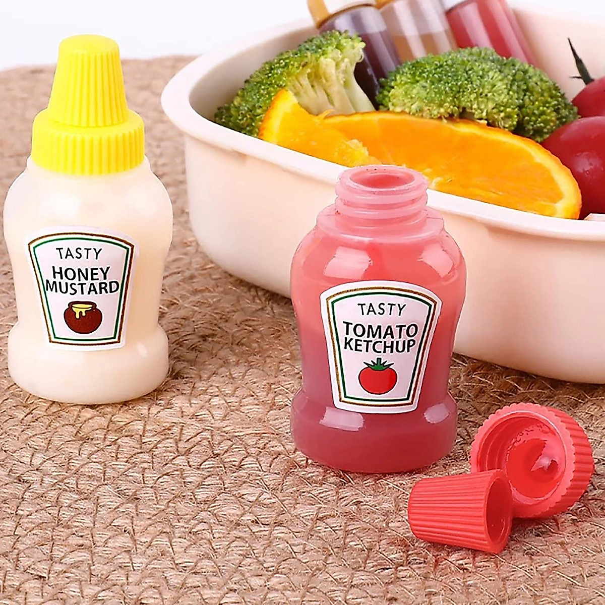 Littryee 2PCS Mini Ketchup Bottles, Refillable Salad Dressing Tomato Ketchup Squeeze Containers Bottle, Portable Condiments Jars Salad Dressing Container Bottle for Kids Adults Bento Box