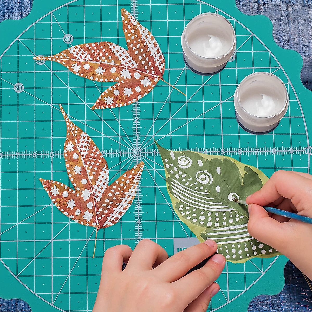 EXCEART Small Fabric Rotary Mat 1PC Cutting Mat Diameter Healing Rotating Cutting Mat Fabric Doing Crafts Sewing Projects Rotating Mat