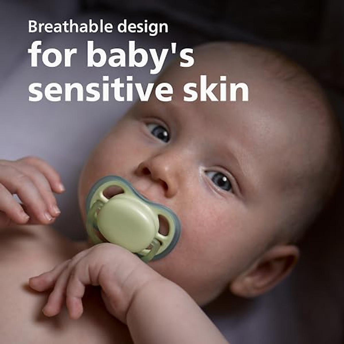 Philips Avent Ultra Air Pacifier - 4 x Light, Breathable Baby Pacifiers for Babies Aged 6-18 Months, BPA Free with Sterilizer Carry Case, SCF085/54