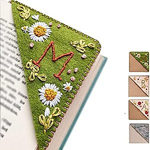 Personalized Hand Embroidered Corner Bookmarks, 26 Letter Felt Triangle Bookmarks, Book Corner Bookmarks, Bookmarks for Book Lovers (K, Summer)