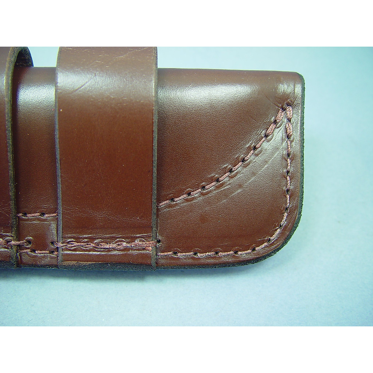 Custom cross draw sheath for ESEE 4 knife are rat 4 knife.