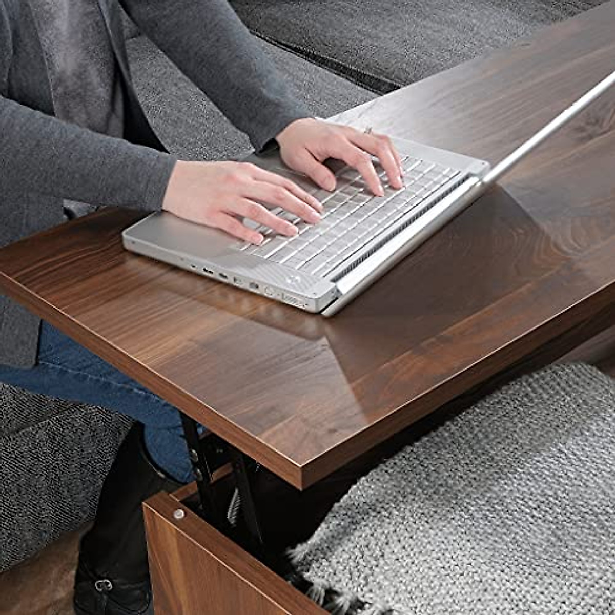 Sauder Harvey Park Lift-top Coffee Table, L: 42.953" x H: 18.976" x W: 19.134", Grand Walnut Finish