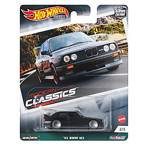 Hot Wheels Car Culture Circuit Legends Vehicles for 3 Kids Years Old & Up, Premium Collection of Car Culture 1:64 Scale Vehicles