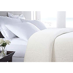 HILLFAIR 100% Soft Premium Combed Cotton Thermal Blanket– Queen Blankets– Soft Cozy Warm Cotton Blanket– Bed Throw Blanket– Queen Bed Blankets– All Season Cotton Blanket– Ivory Queen Cotton Blankets